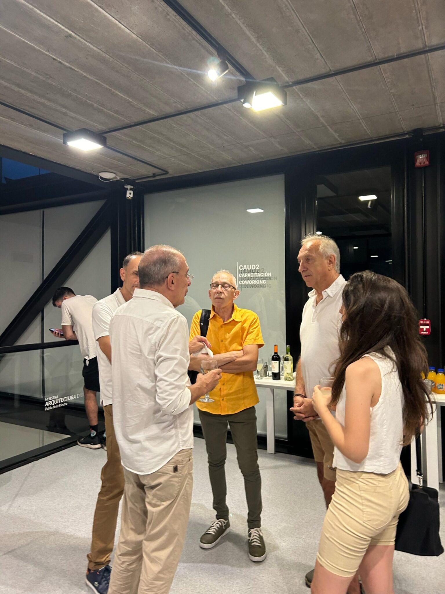 Un registro de la arquitectura en el trazo riguroso de Pablo de la ...